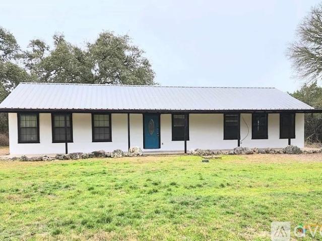 3 BR, 2 BA Apartment 818 Fawn River Drive, Spring Branch, TX 78070