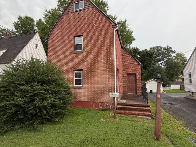 3 BR, 2 BA Apartment 81 E Park Place, Newark, DE 19711