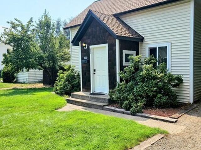 3 BR, 2 BA Apartment 823 6th St, Coeur D'Alene, ID 83814