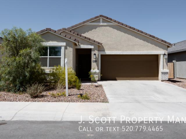 3 BR, 2 BA Apartment 8222 W Clemente Way, Florence, AZ 85132