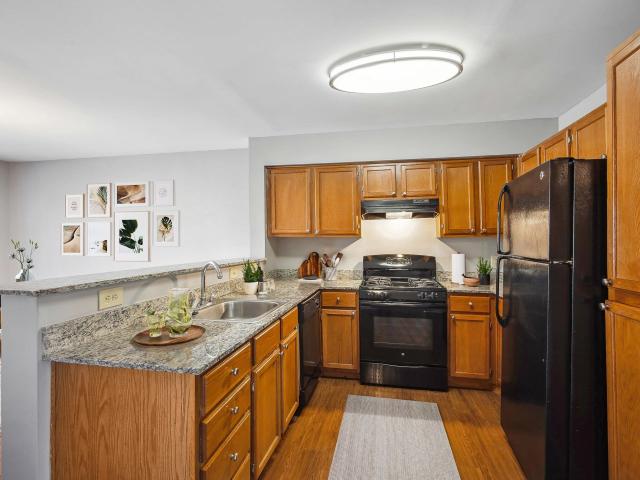 3 BR, 2 BA Apartment 8251 Ridgefield Boulevard Unit C11 104, Hyattsville, MD 20785