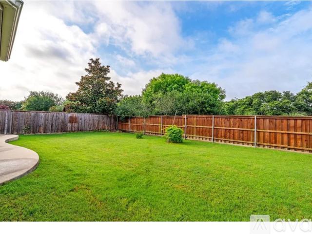 3 BR, 2 BA Apartment 8309 Green Ash Drive, McKinney, TX 75071