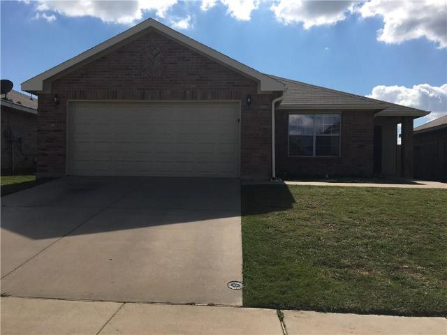 3 BR, 2 BA Apartment 8320 Autumn Crk Trl, FORT WORTH, TX 76134