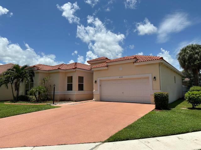 3 BR, 2 BA Apartment 8330 Lake Cypress Rd, Lake Worth, FL 33467