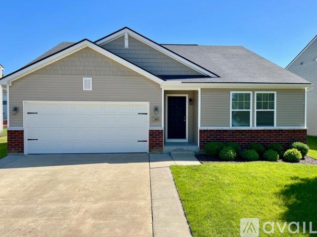 3 BR, 2 BA Apartment 8343 Crab Apple Trail, Dexter, MI 48130