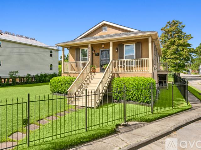 3 BR, 2 BA Apartment 9438 Forshey St, New Orleans, LA 70118