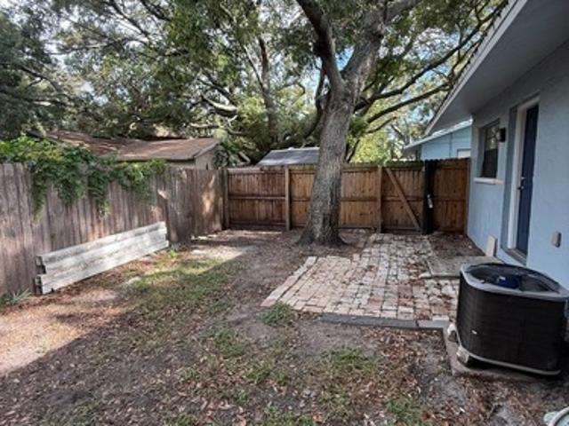 3 BR, 2 BA Apartment 950 Beltrees Street, Unit S, Dunedin, FL 34698