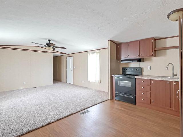 3 BR, 2 BA Apartment 9545 Private Rd 683, Dayton, TX 77535