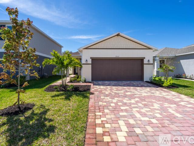3 BR, 2 BA Apartment 9552 Sandy Bluffs Circle, Parrish, FL 34219