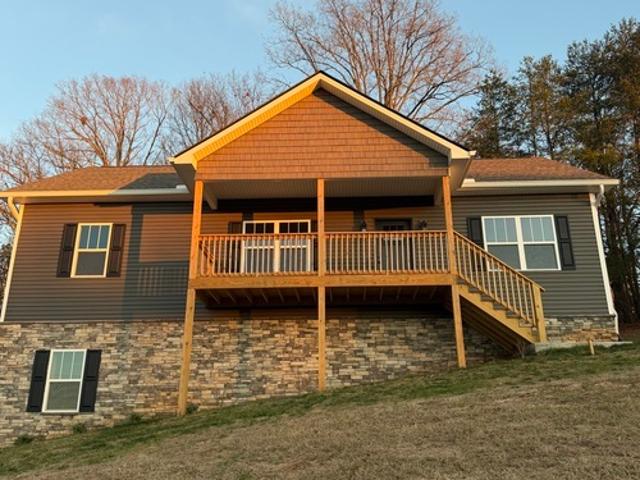 3 BR, 2 BA Apartment 955 Oakwood Estates Drive, Lenoir City, TN 37772
