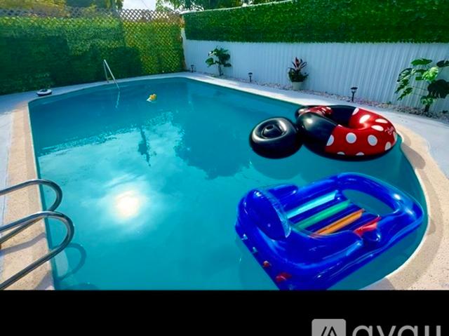 3 BR, 2 BA Apartment 961 Northwest 200th Street, Miami Gardens, FL 33169