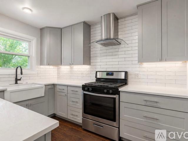 3 BR, 2 BA Apartment 9706 Cottle Dr, Austin, TX 78753