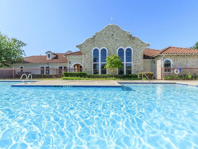 3 BR, 2 BA Apartment 9901 Scyene Rd Unit 21104, Dallas, TX 75227