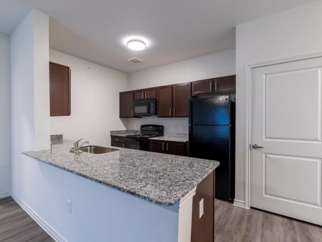 3 BR, 2 BA Apartment 9000 Balch Street Unit 9102, Fort Worth, TX 76140