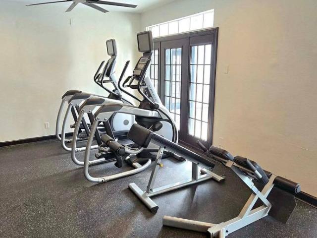 3 BR, 2 BA Apartment 9009 University Parkway Unit 122, Pensacola, FL 32514