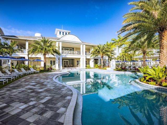 3 BR, 2 BA Apartment 900 Water Tower Way Unit 215, Lake Worth, FL 33462