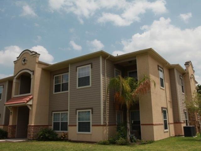 3 BR, 2 BA Apartment 900 N. 26th St McAllen, TX 78501