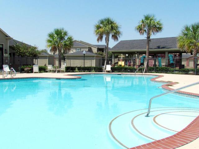 3 BR, 2 BA Apartment 901 Kobayashi Rd S Unit 13 1324, Webster, TX 77598