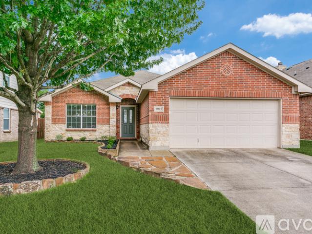 3 BR, 2 BA Apartment 9021 Graywolf Ridge Trail, Fort Worth, TX 76244