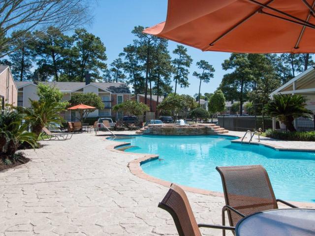 3 BR, 2 BA Apartment 905 Cypress Station Dr Unit 808, Houston, TX 77090