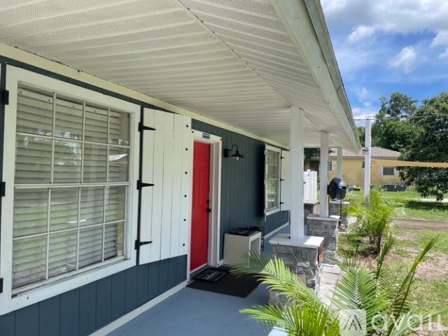 3 BR, 2 BA Apartment 911 North Burton Street, Plant City, FL 33563