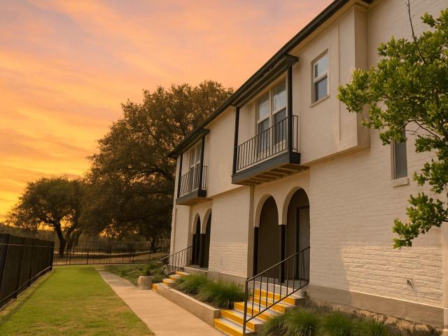 3 BR, 2 BA Apartment 9203 IH 10 West Unit J4, San Antonio, TX 78230