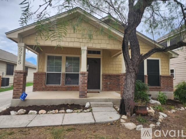 3 BR, 2 BA Apartment 9215 Hilltop Crossing Dr, San Antonio, TX 78251