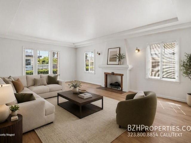 3 BR, 2 BA Apartment 9221 Alcott St, Los Angeles, CA 90035