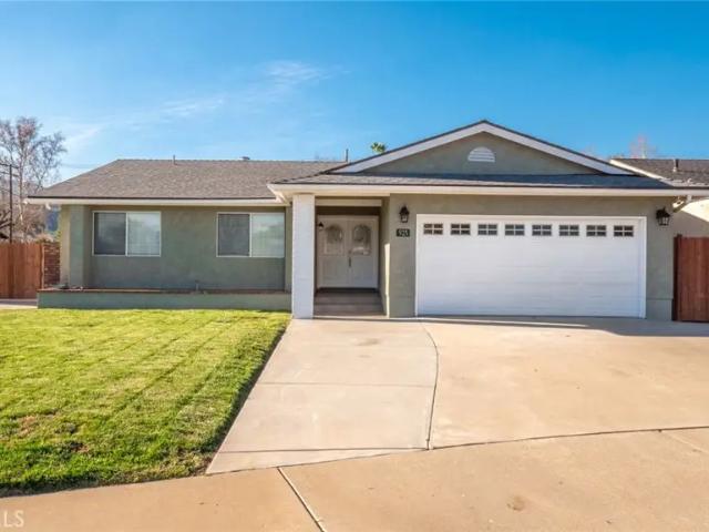 3 BR, 2 BA Apartment 925 Diane Way, Lake Elsinore, CA 92530