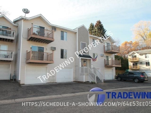 3 BR, 2 BA Apartment 926 Wescott Trail, Eagan, MN 55123