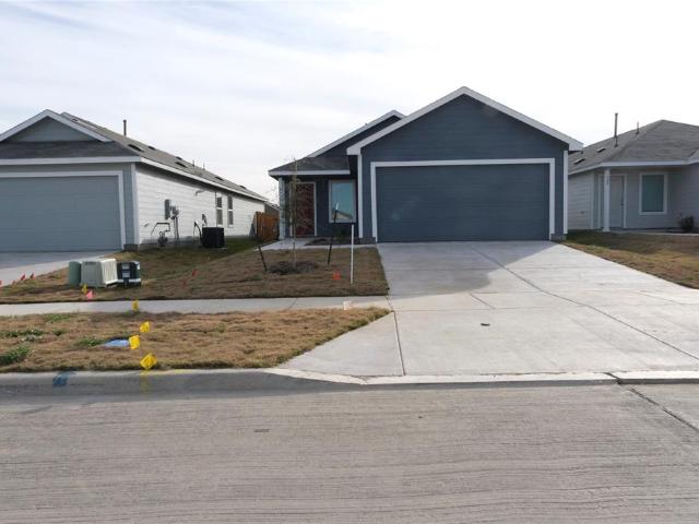 3 BR, 2 BA Apartment 932 Calley Pear Trail, Princeton, TX 75407