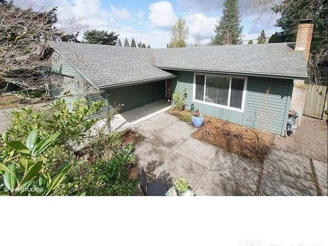 3 BR, 2 BA Apartment 9345 Southwest Klamath Court, Tualatin, OR 97062