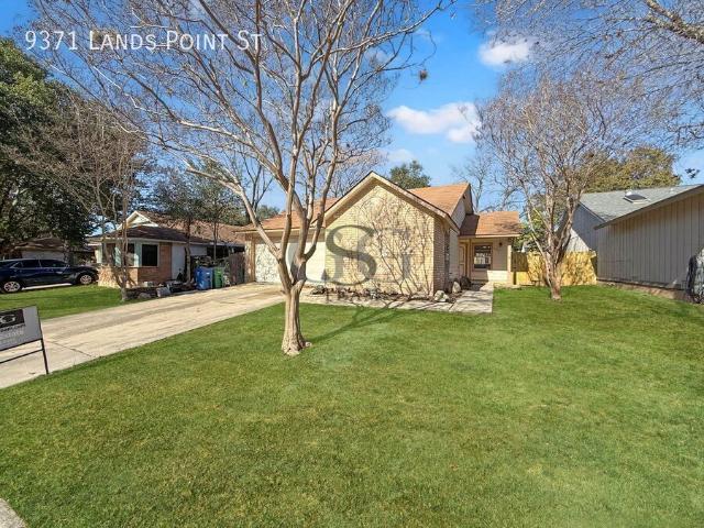 3 BR, 2 BA Apartment 9371 Lands Point St, San Antonio, TX 78250