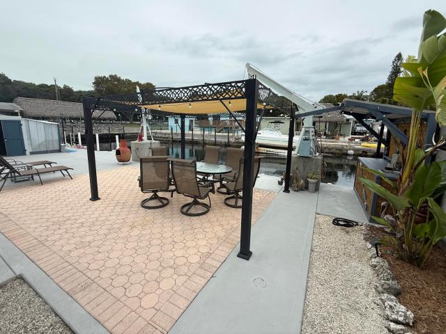 3 BR, 2 BA in Key Largo