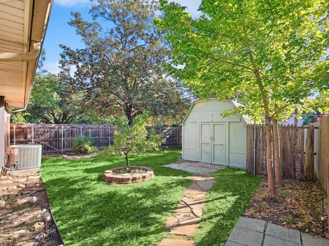 3 BR, 2 BA in Hillcrest