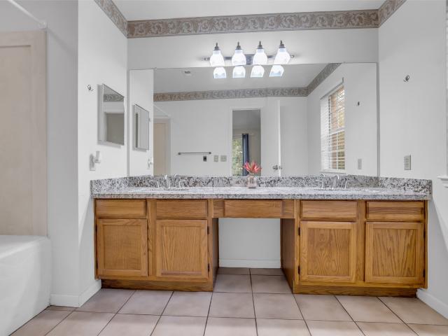3 BR, 2 BA in Indian Springs
