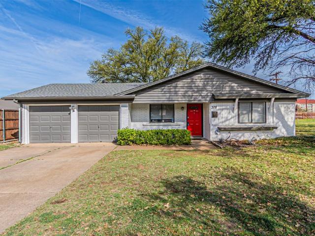 3 BR, 2 BA in Oakwood Terrace