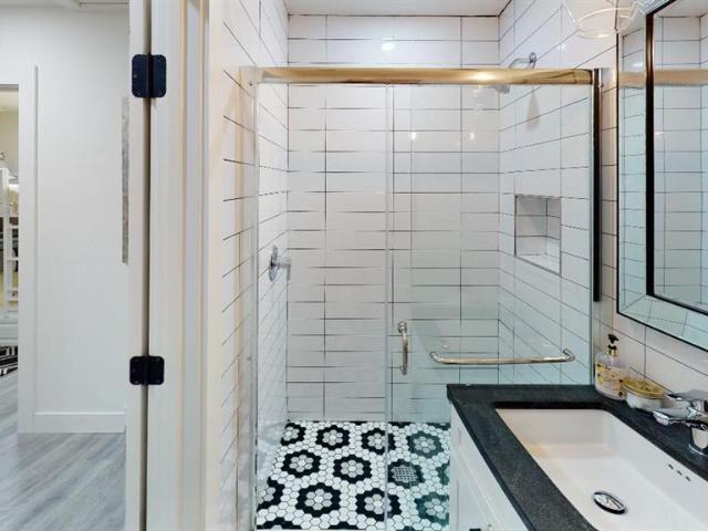 3 BR, 2 BA in Laurel Park