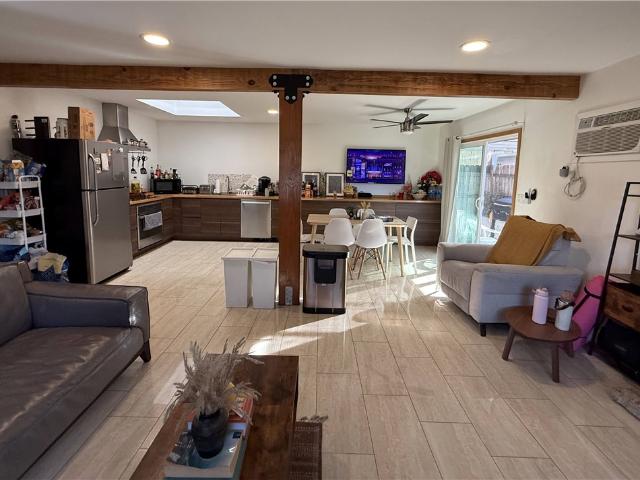 3 BR, 2 BA in Northwest Huntington Beach