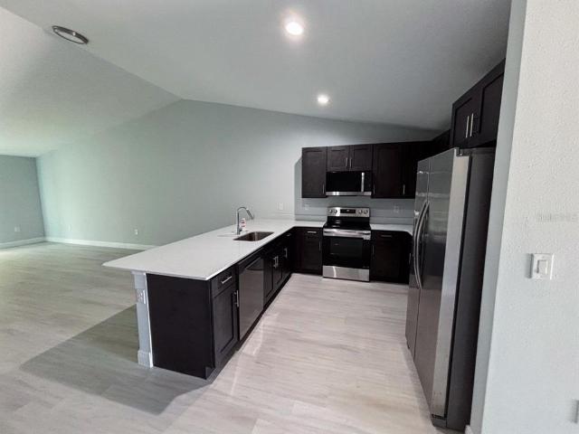 3 BR, 2 BA in Section 85