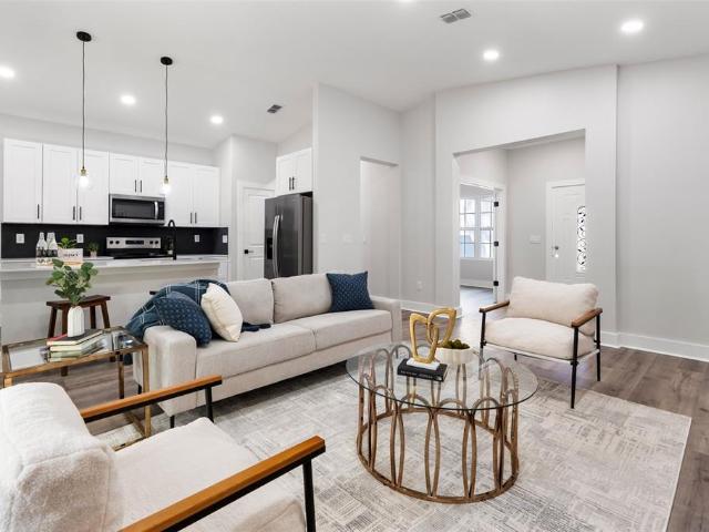 3 BR, 2 BA in Rolling Hills