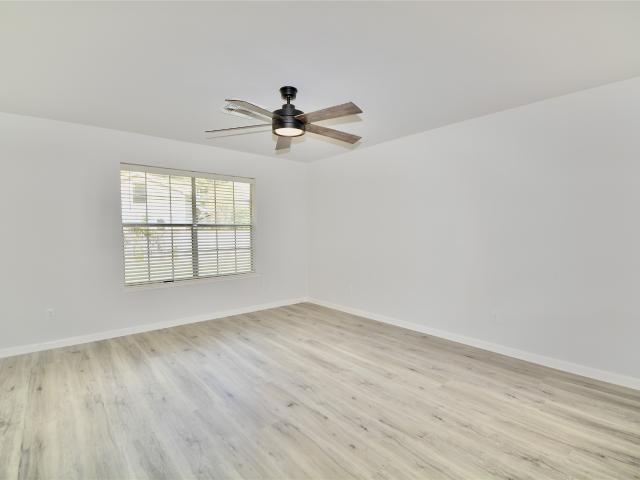 3 BR, 2 BA in Rosenberg