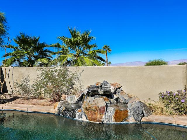 3 BR, 2 BA in West Indo