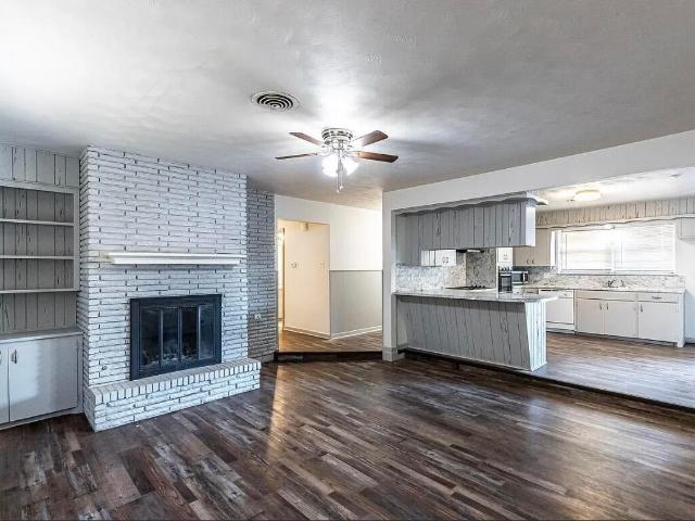 3 BR, 2 BA in Wester
