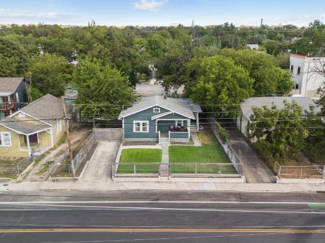 3 BR, 2 BA in Tobin Hill