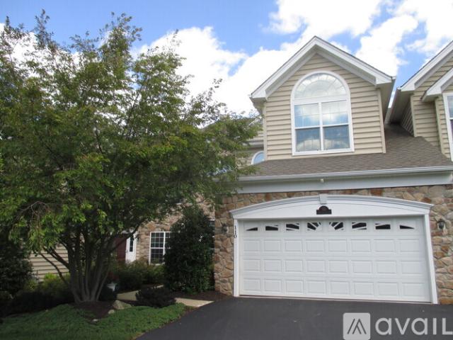 3 BR, 3.5 BA Apartment 110 Sagewood Dr, Malvern, PA 19355