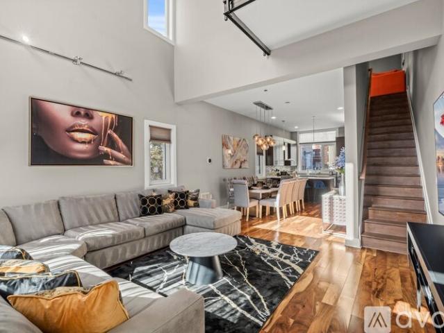 3 BR, 3.5 BA Apartment 1124 34 N American St, Unit 9, Philadelphia, PA 19123