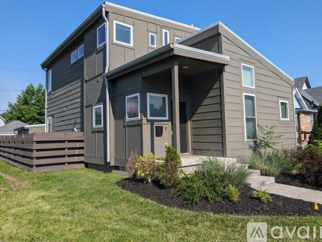 3 BR, 3.5 BA Apartment 1230 Harlan St, Indianapolis, IN 46203