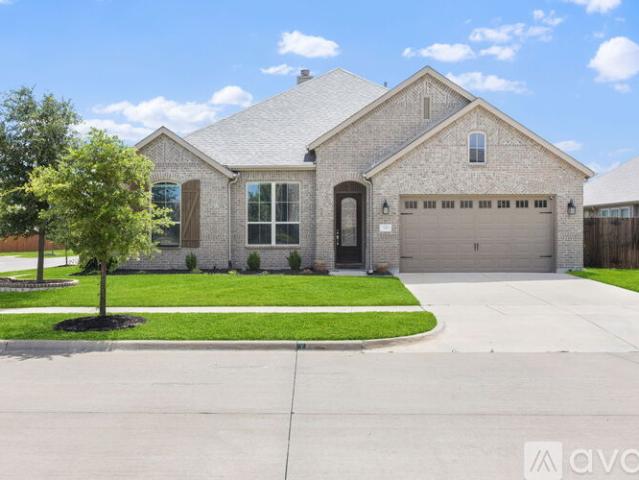 3 BR, 3.5 BA Apartment 1696 Storey Lane, Waxahachie, TX 75165