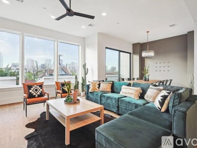3 BR, 3.5 BA Apartment 1805 Browder St, Unit 103, Dallas, TX 75215